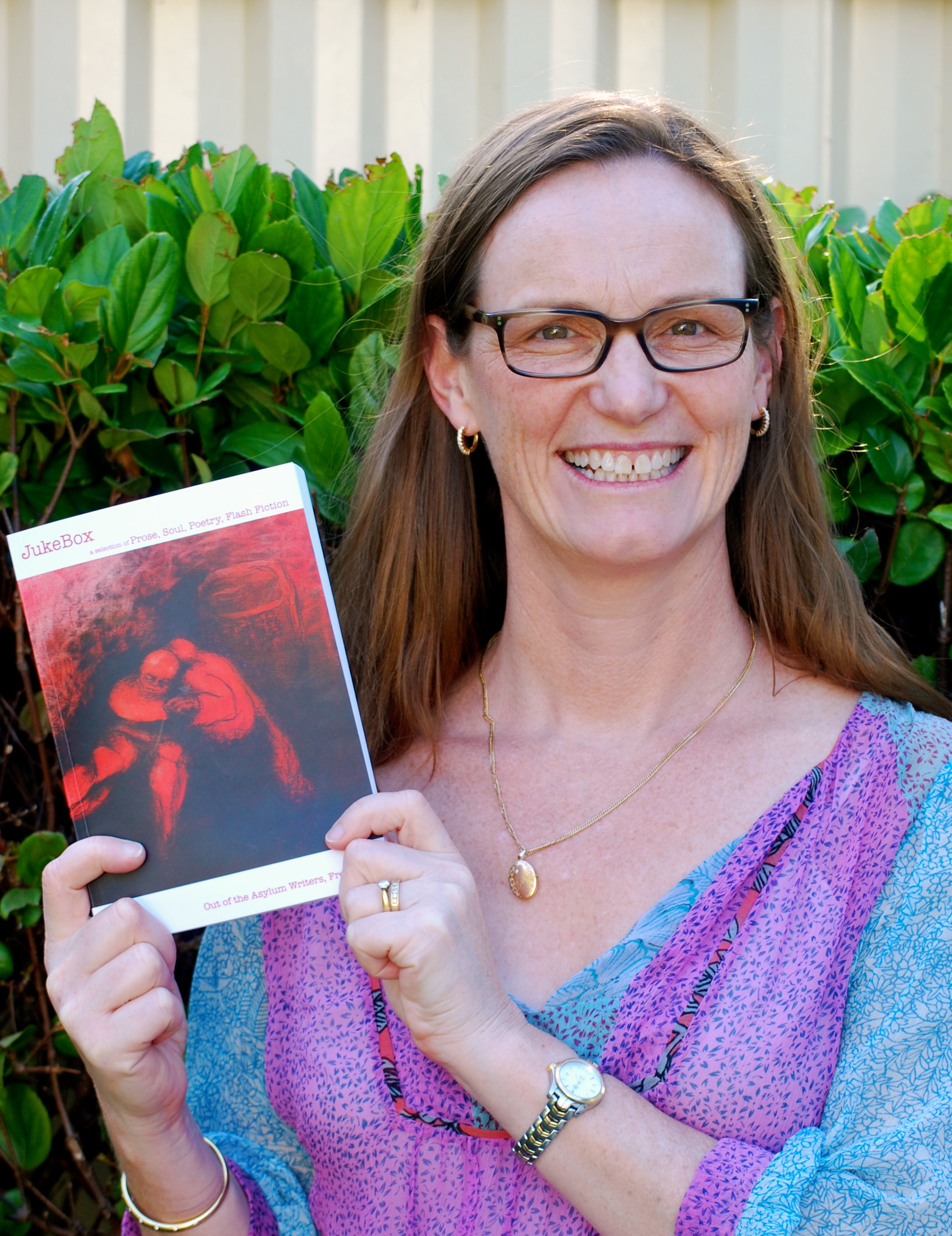 Louise Allan with copy of Jukebox | LOUISE ALLAN